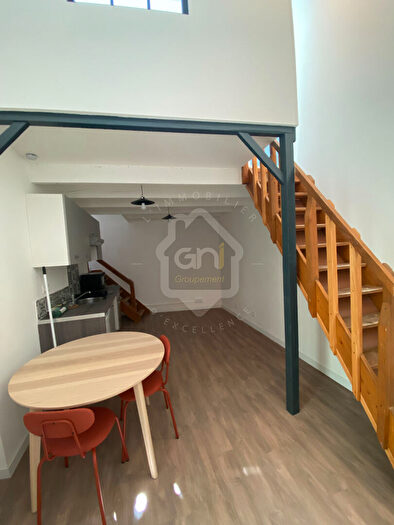 Appartement 2 pièces à louer - Nîmes, Placette