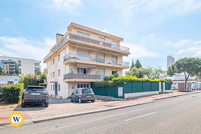 Appartement 1 pièce à vendre à Antibes, Rastines, Super Antibes, Laval, La Fontonne