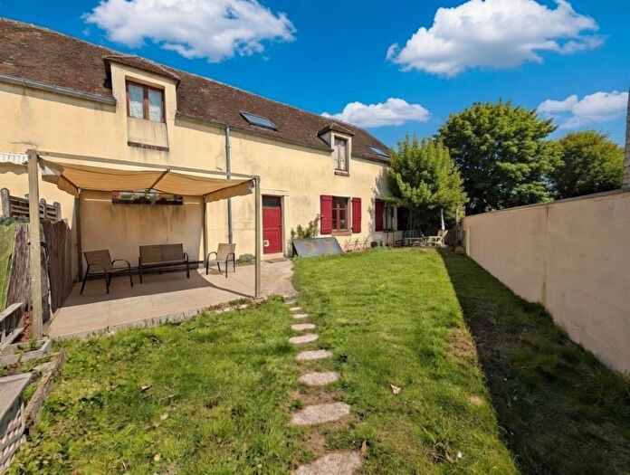 Maison à vendre - Poligny - 6 pièces - 3 chambres