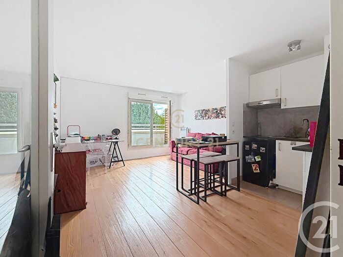 La Madeleine, Grand Boulevard : Appartement 1 pièce à louer