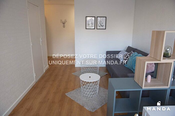 Appartement à louer - Centre Ville, Reims - 1 pièce
