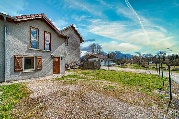 Maison à vendre - Miribel-les-Échelles - 3 pièces - 2 chambres