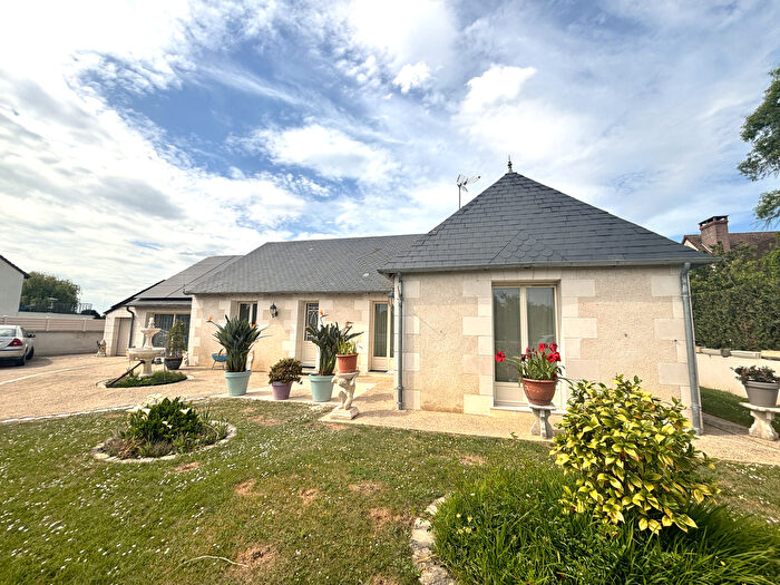Nazelles-Négron : Maison 4 pièces à vendre