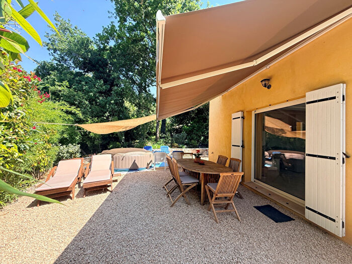 Maison 4 pièces à Montauroux, à vendre