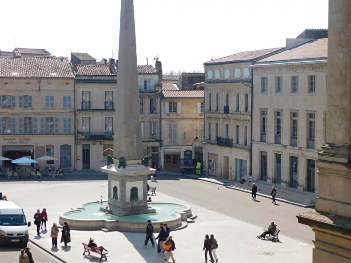 Appartement à louer - Arles, Centre-ville - 2 pièces - 1 chambre