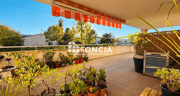 Appartement à vendre - Hyères, Maurels - 3 pièces - 2 chambres