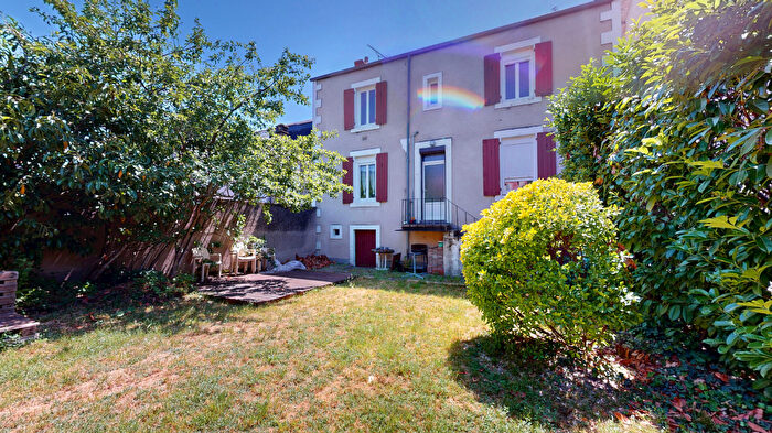 Bourges, Aéroport, Vauvert, Pierrelay, Pissevieille : Maison 5 pièces à vendre