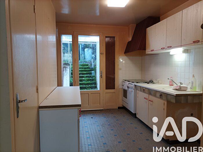 Maison à vendre - Taillebourg - 4 pièces - 3 chambres