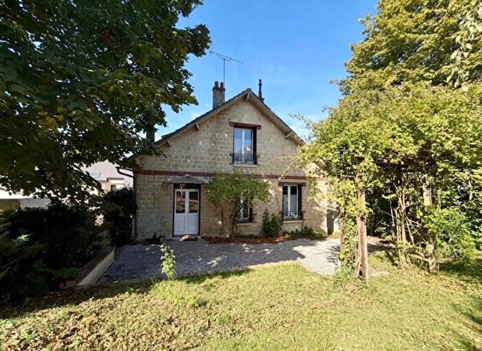 Maison 6 pièces à vendre à Viarmes