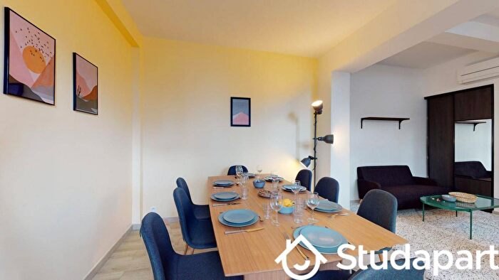 Appartement à louer - Carnot Gambetta, Suresnes - 1 pièce - 1 chambre