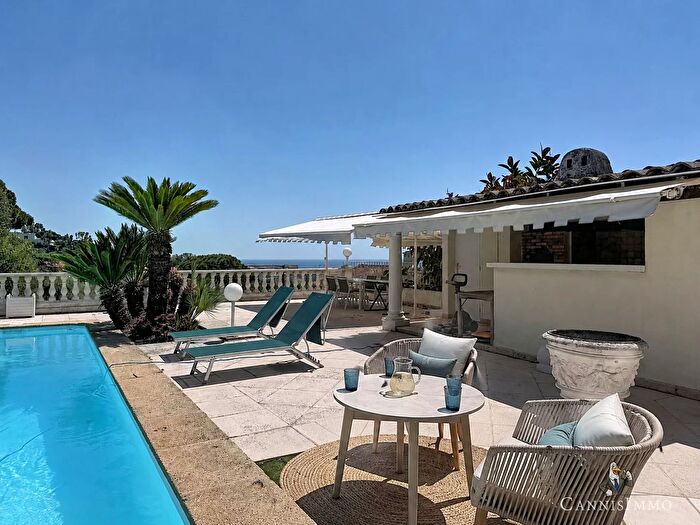Cannes, Croix des Gardes : Maison 9 pièces à vendre