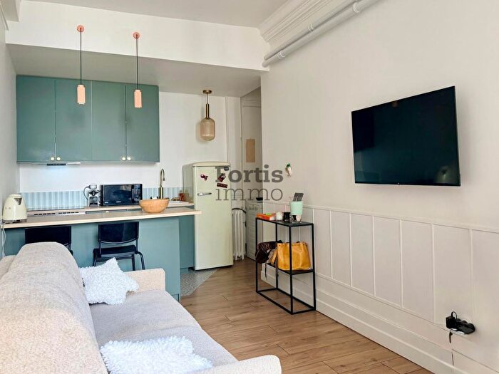 Paris 1er, Vendôme : Appartement 2 pièces à vendre