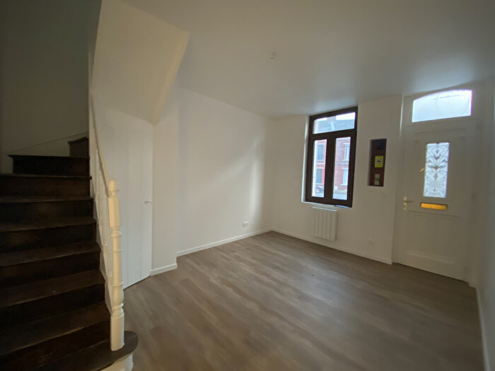 Maison à louer - Amiens, Saint-Pierre - 3 pièces - 2 chambres