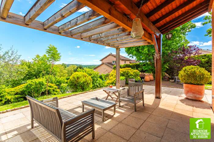 Maison à vendre - Craponne - 8 pièces - 5 chambres