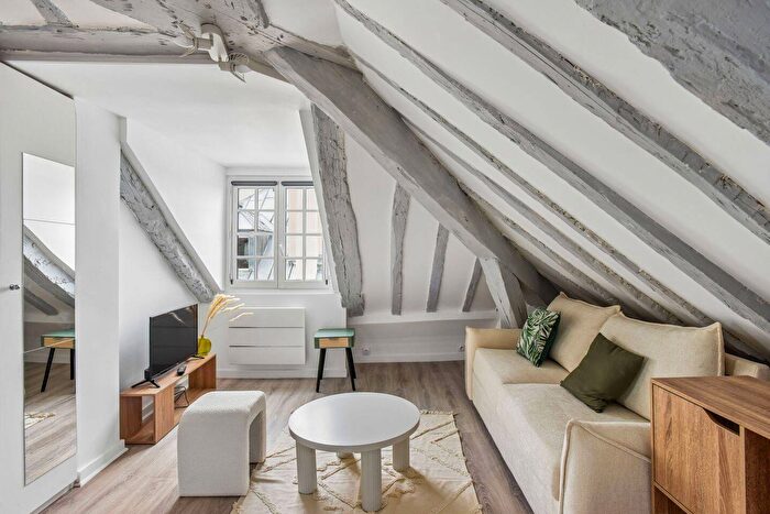 Appartement à louer - Saint Gervais, Paris ème arrondissement - 1 pièce