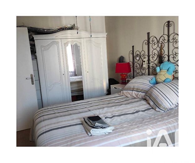 Appartement à louer - La Ville, LIsle-sur-la-Sorgue - 2 pièces - 1 chambre