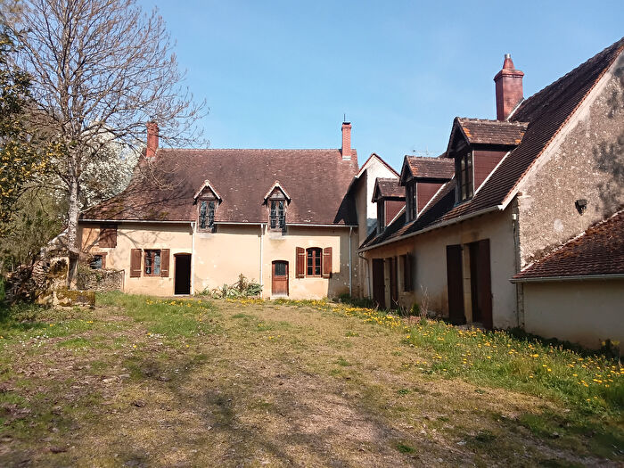 Maison à vendre - Germigny-lExempt - 11 pièces - 6 chambres