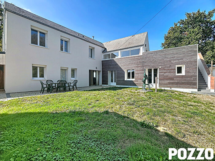 Maison 6 pièces à Champeaux, à vendre
