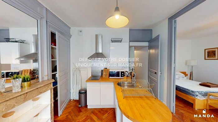 Lille, Wazemmes : Appartement 1 pièce à louer