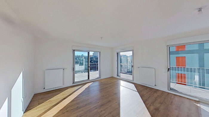 Appartement à louer - Nanterre, Parc Nord - 4 pièces - 3 chambres