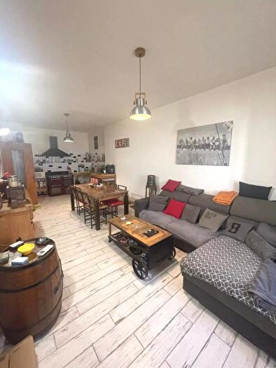 Alleins : Maison 4 pièces à vendre