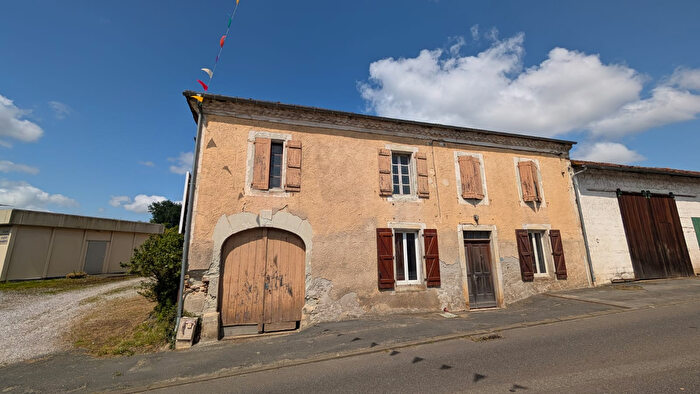 Maison à vendre - Momuy - 6 pièces - 4 chambres