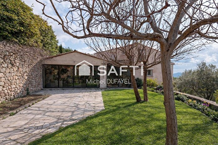 Maison à vendre - Claviers - 8 pièces - 7 chambres