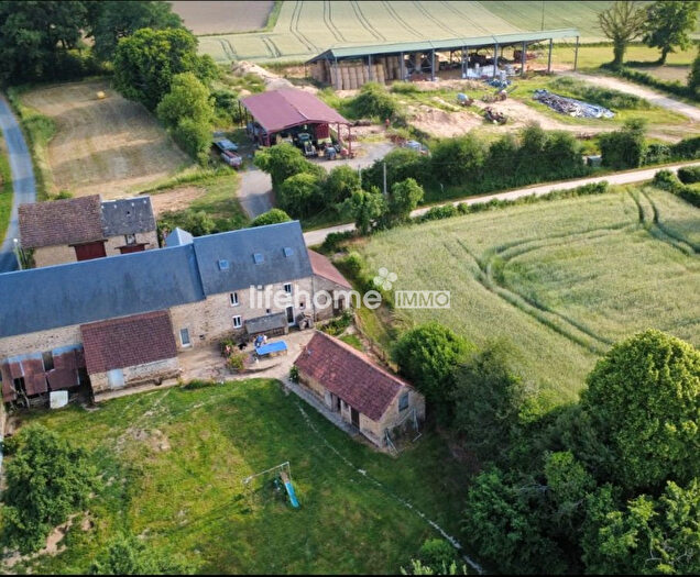 Maison 7 pièces à vendre à Naillat