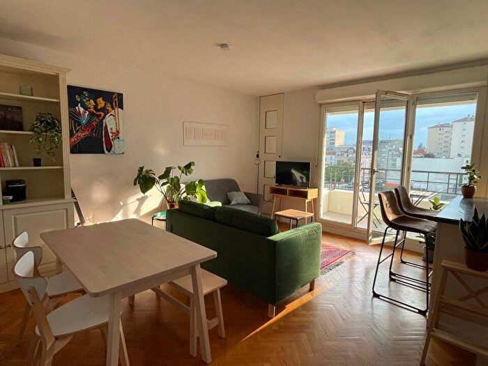 Appartement 3 pièces à Archeveche, Charenton-le-Pont, à louer