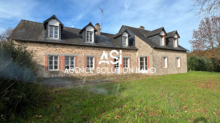 Maison à vendre - Crennes-sur-Fraubée - 10 pièces - 7 chambres