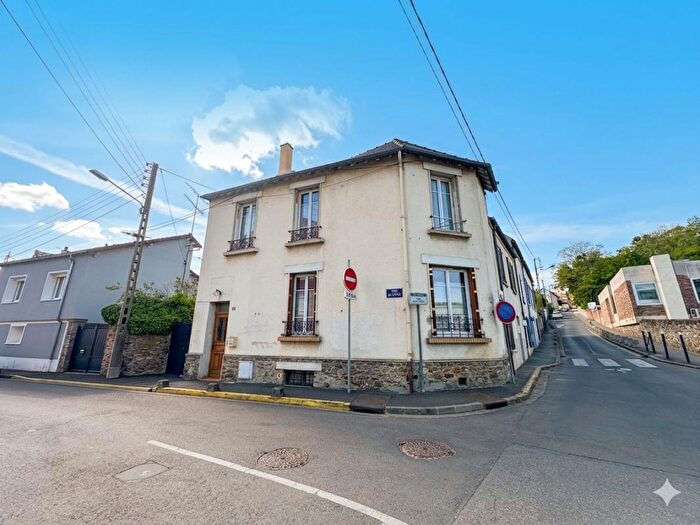 Maison 3 pièces à vendre - Ris-Orangis, Le Village