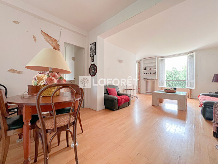 Appartement 4 pièces à Montrouge, Le vieux Montrouge, à vendre