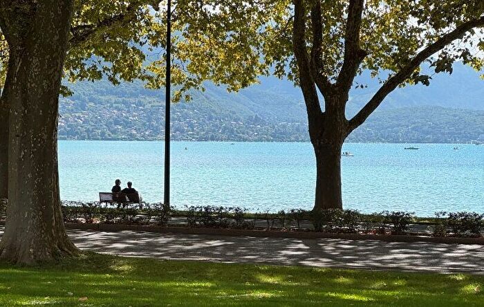 Appartement à vendre - Annecy, Parmelan, Albigny - 3 pièces - 2 chambres