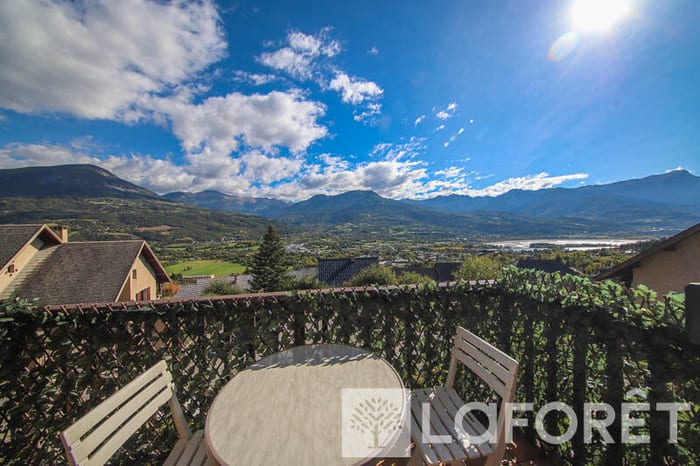 Embrun - Appartement 2 pièces à vendre