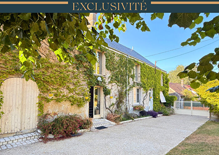 Tavers - Maison 10 pièces à vendre