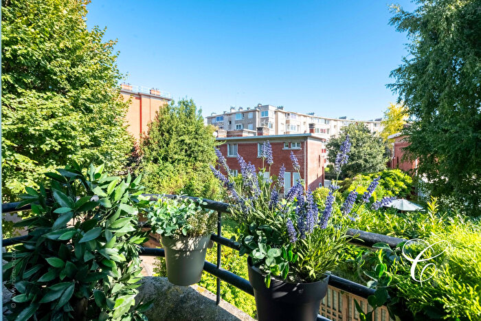 Appartement 3 pièces à Suresnes, Cité Jardins, à vendre