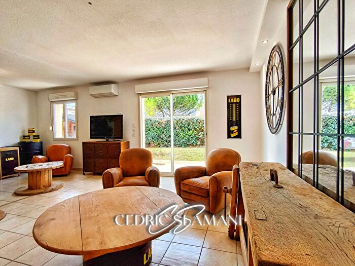 Maison à vendre - Villemoustaussou - 3 pièces - 2 chambres