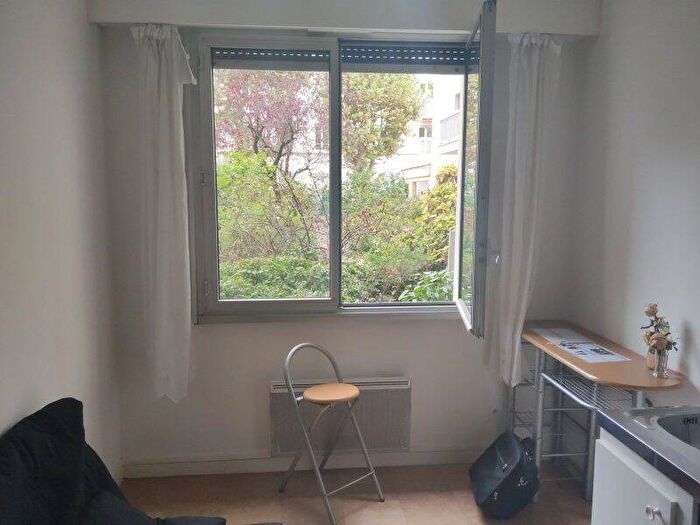 Tête dOr, Lyon 6ème arrondissement : Appartement 1 pièce à louer