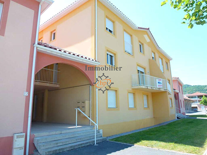 Appartement à louer - Saint-Affrique - 4 pièces - 3 chambres