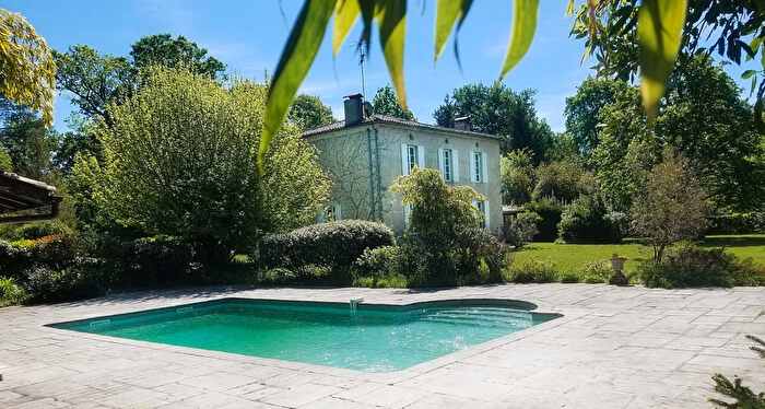 Saint-Symphorien - Maison 7 pièces à vendre