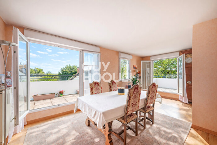 Appartement à vendre - Villiers-sur-Marne, Centre-ville - 4 pièces - 2 chambres