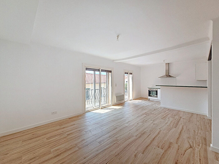 Appartement 3 pièces à Céret, à louer