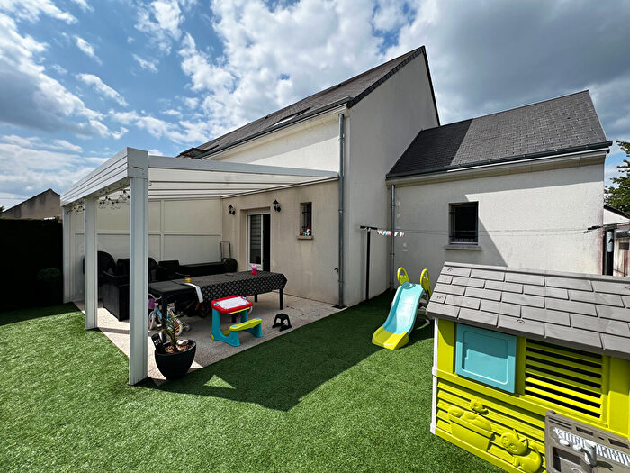 Maison à vendre - Châteauneuf-sur-Loire - 4 pièces - 3 chambres