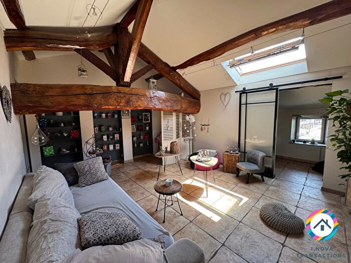 Appartement à vendre - Jassans-Riottier - 4 pièces - 2 chambres