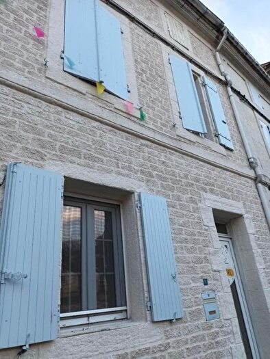 Maison à vendre - Mortagne-sur-Gironde - 3 pièces - 2 chambres