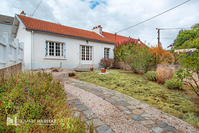 Saint-Sébastien-sur-Loire, Ouest : Maison 3 pièces à vendre