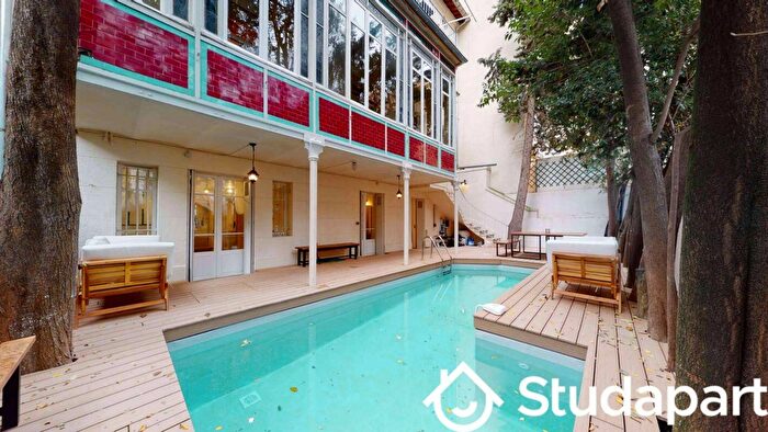 Appartement à louer - Saint Charles, Marseille er - 1 pièce - 2 chambres