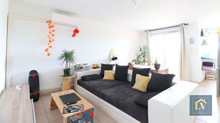 Appartement à louer - Saint-Estève - 2 pièces - 1 chambre