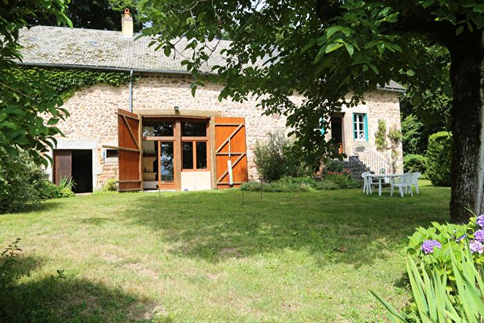 Maison à vendre - Planchez - 4 pièces - 3 chambres