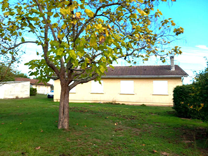 Maison à vendre - Coutras - 4 pièces - 3 chambres